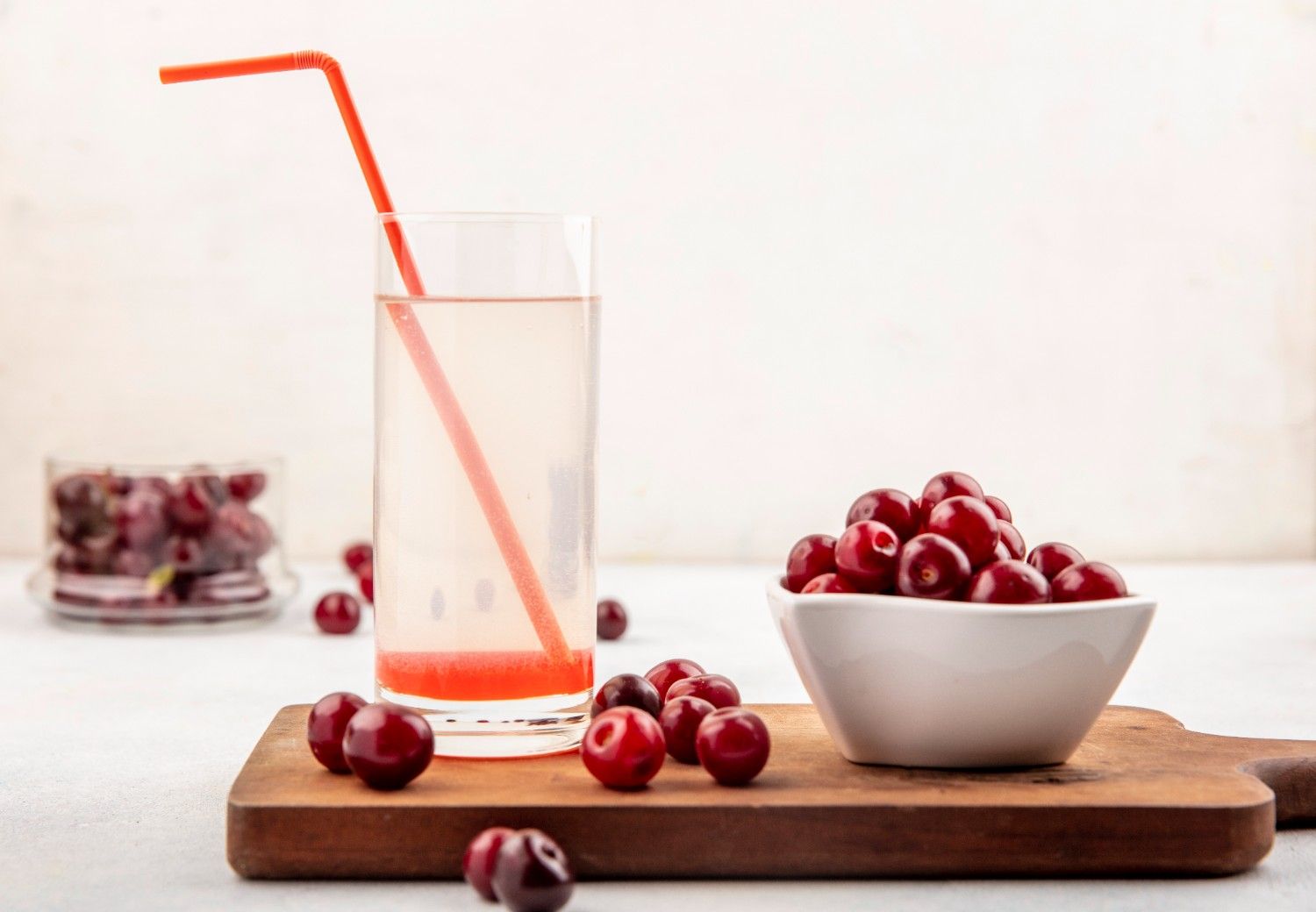 Sipping Sleep: How Tart Cherry Juice Affects Night Rest - Healthier Up